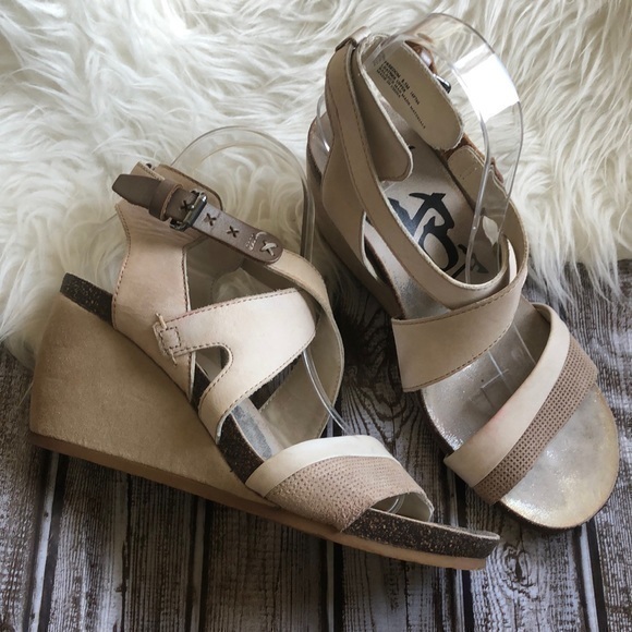 OTBT | Shoes | Otbt Cream And Tan Leather Wedges 85 | Poshmark